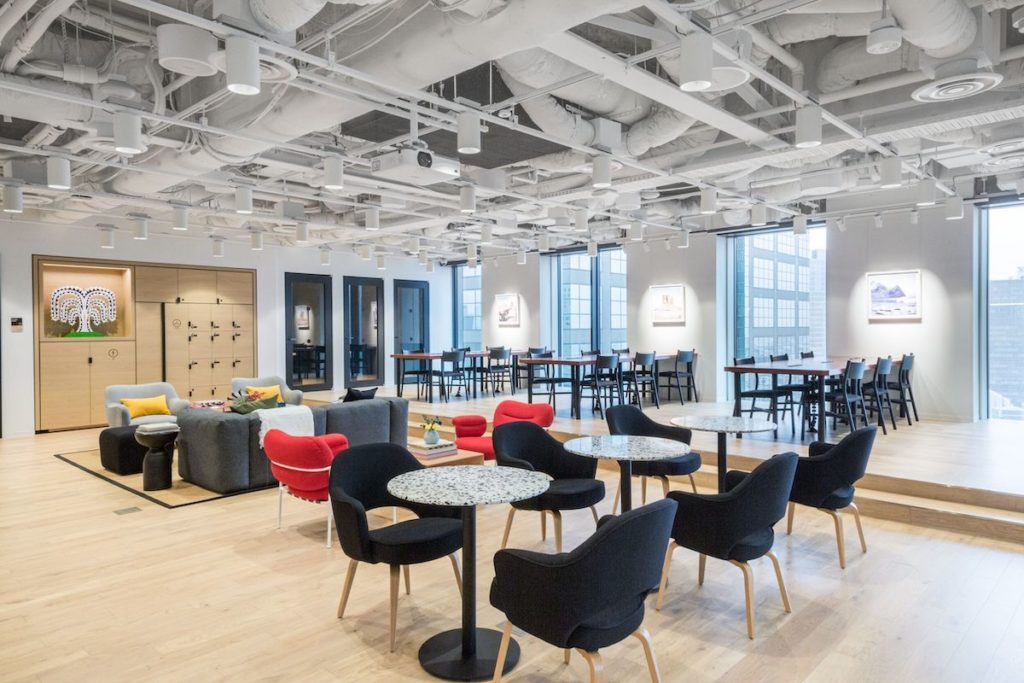 西新宿・都庁前エリアのシェアオフィス・コワーキングスペース｜フレキシブルオフィスなら WeWork Dタワー 西新宿